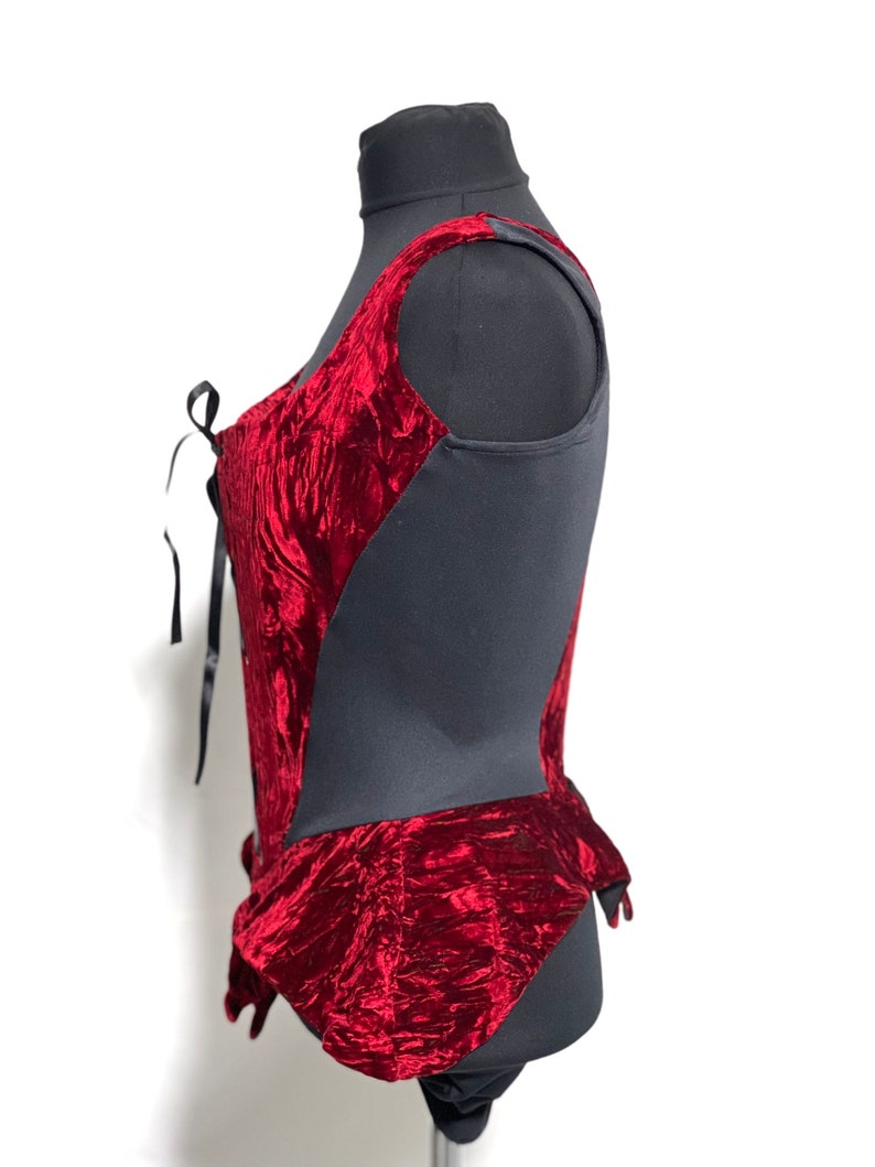 Raven Two Tone Red Elaborate Velvet Front Corseted Corset With Peplums ...