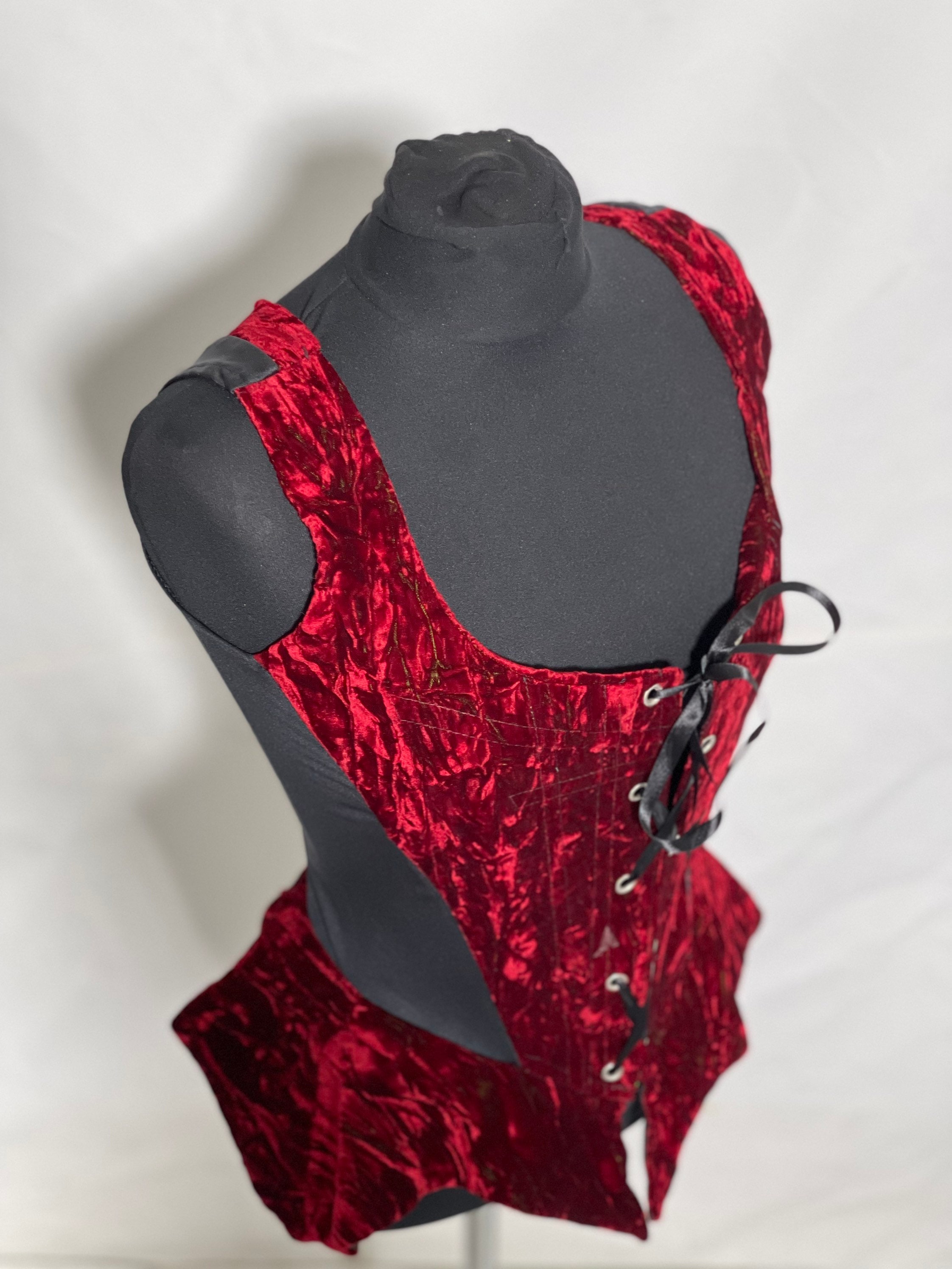 Raven Two Tone Red Elaborate Velvet Front Corseted Corset With Peplums ...