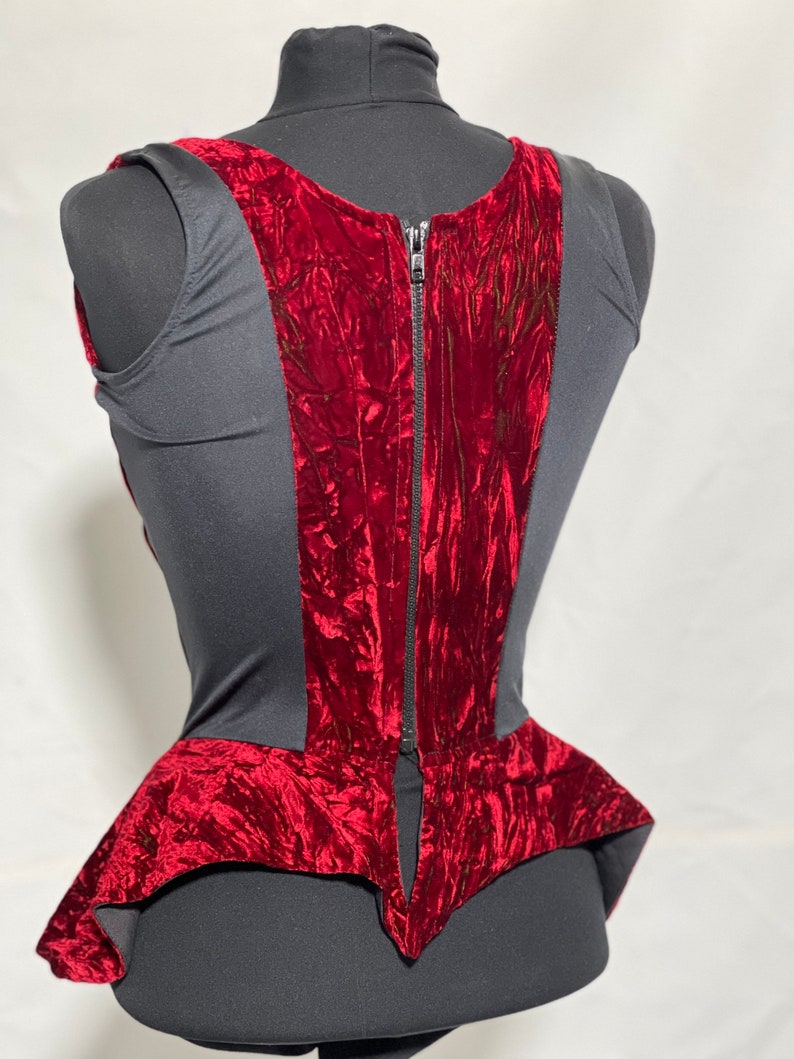 Raven Two Tone Red Elaborate Velvet Front Corseted Corset With Peplums ...