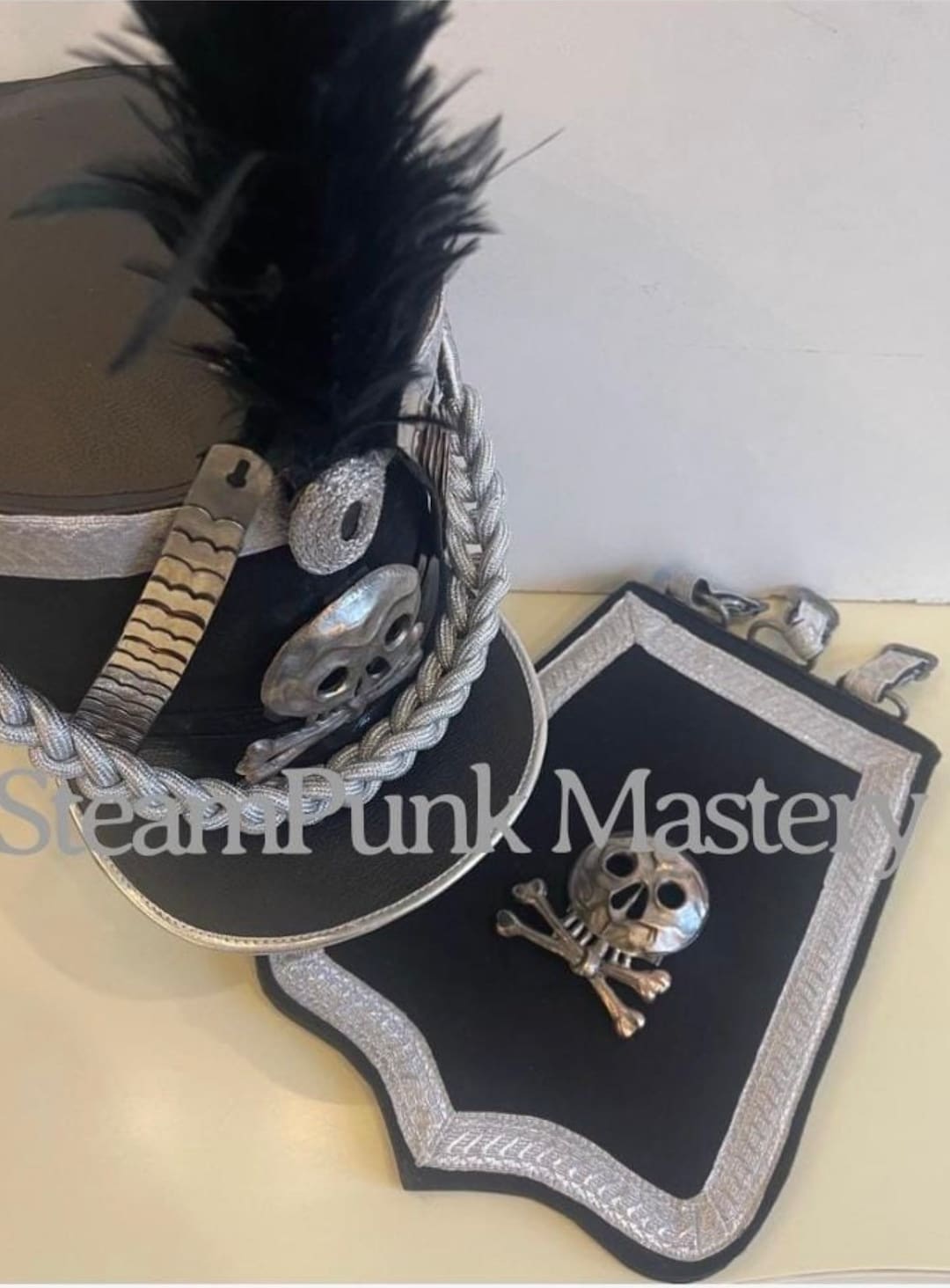 Brunswick Hussar Helmet & Sabretache Set: Silver Bullion, Black Feather ...