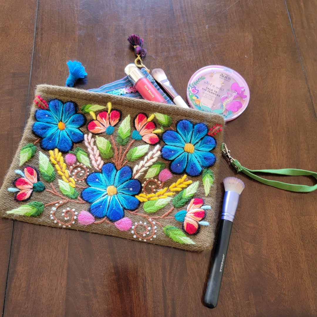 Peruvian Wristlet Purse, Andean Bag, Inca Fabric Pouch, Colorful ...