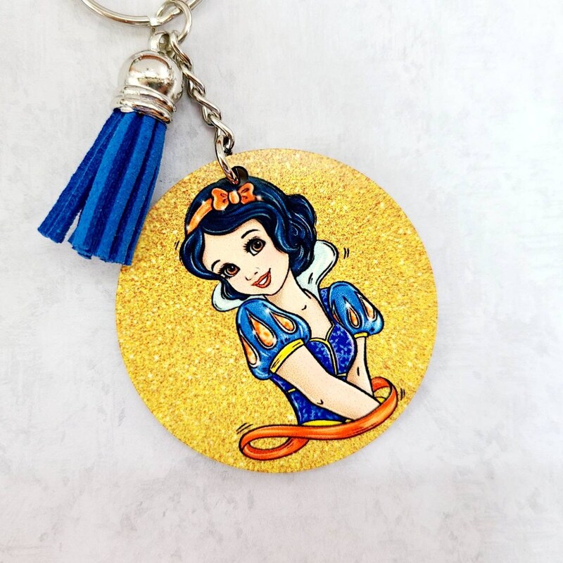 Snow White Gifts - 60+ Gift Ideas for 2024