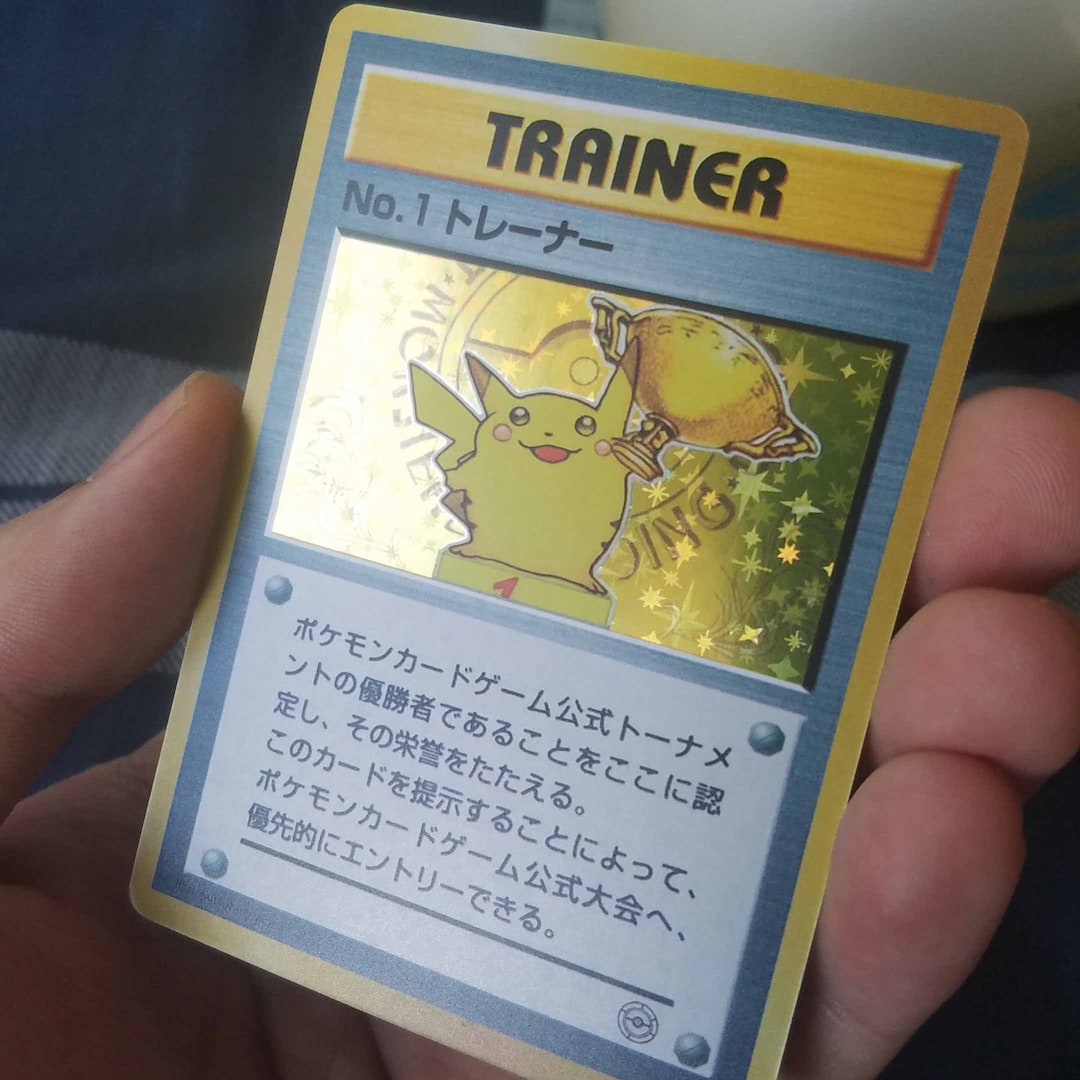 Tarjeta de trofeo de Pikachu de Pokémon japonés (Estrella Holográfica ...