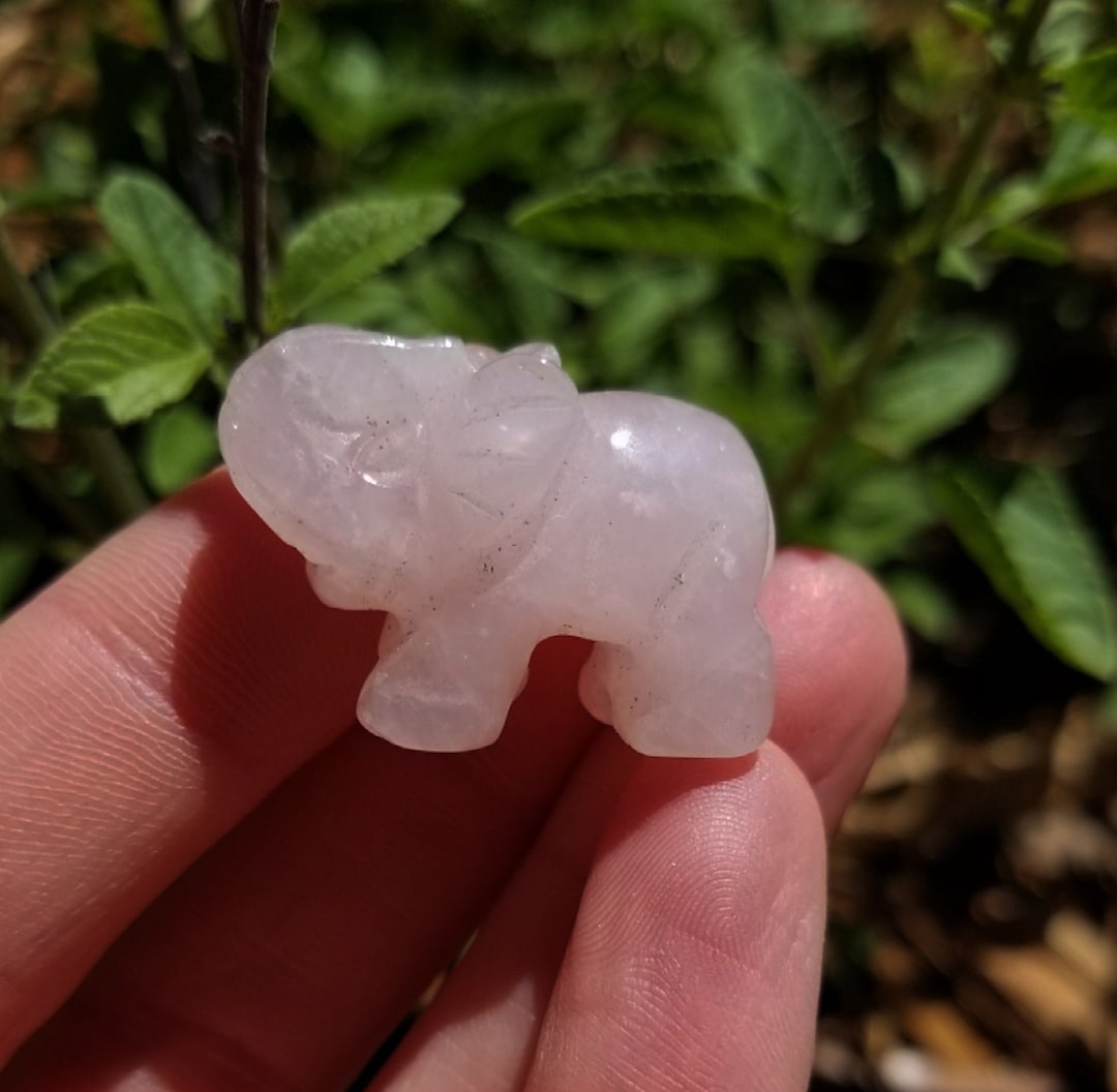 Rose Quartz Elephant Carved Elephants Crystal Elephant Rose Quartz ...