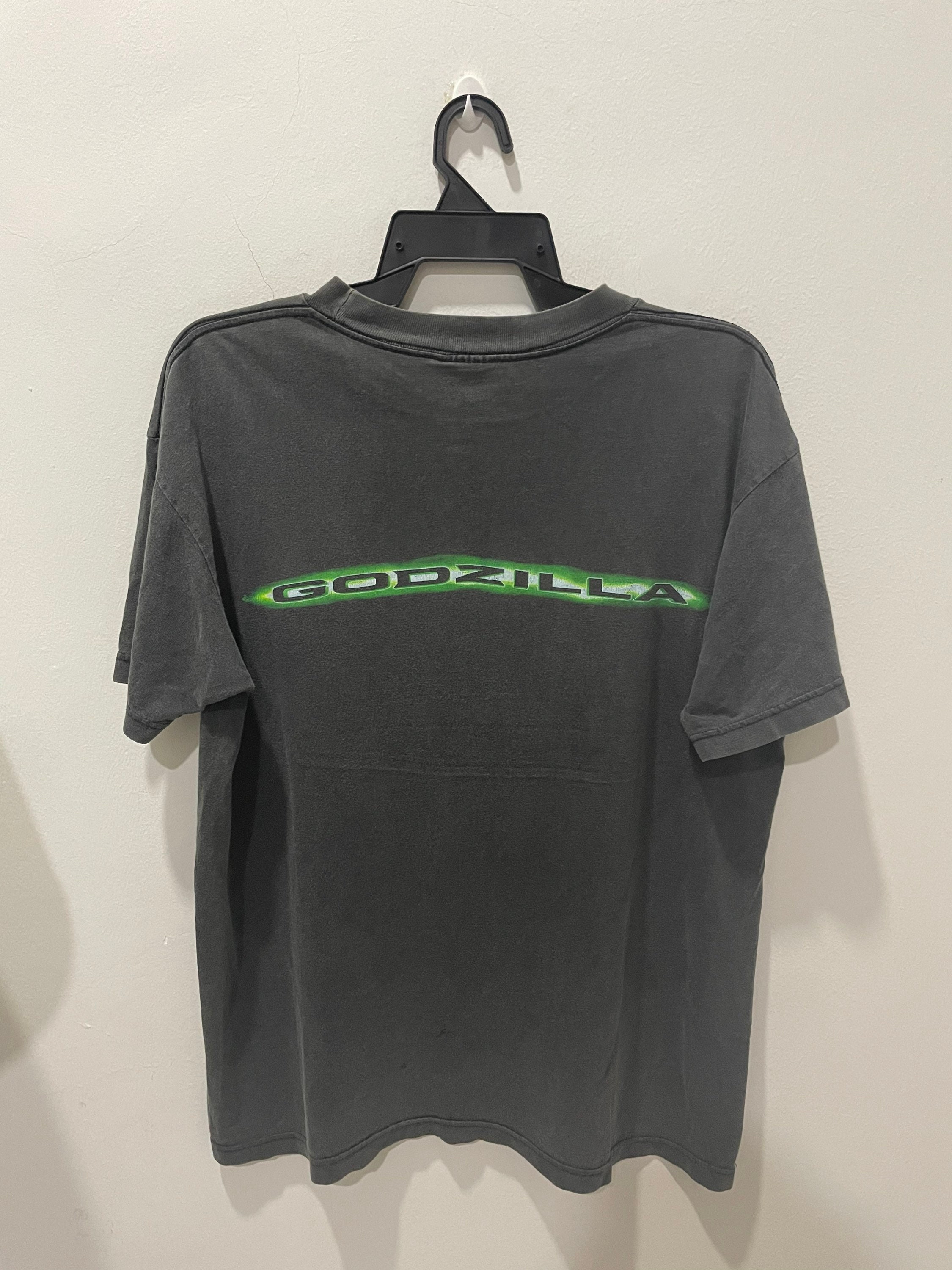 Vintage 90s Godzilla Science Fiction Movie Tee Sun Faded Worn/ Film ...