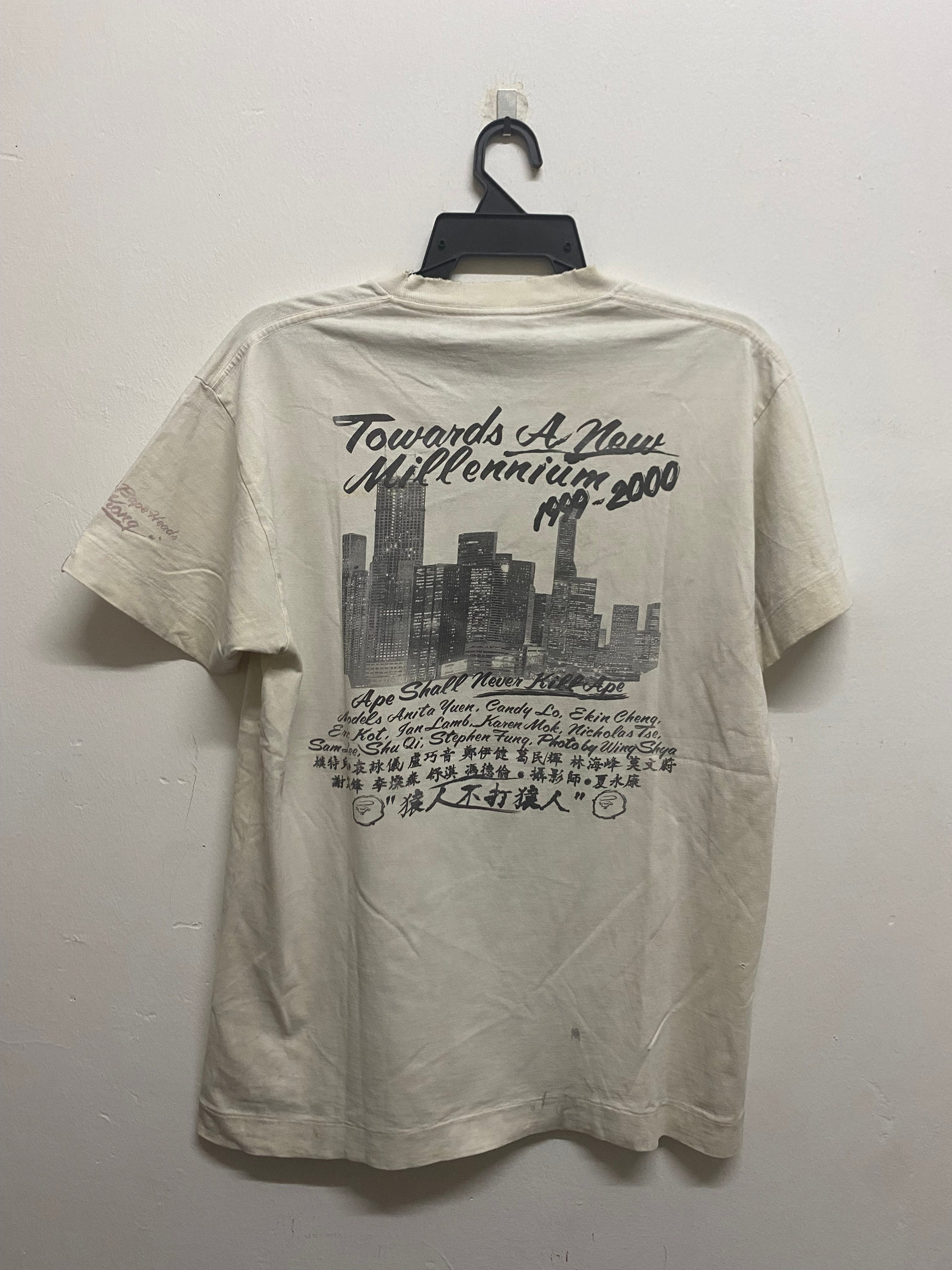 Vintage Bathing Ape Exhibition Distressed Faded Worn Tee/ Vintage Art T ...