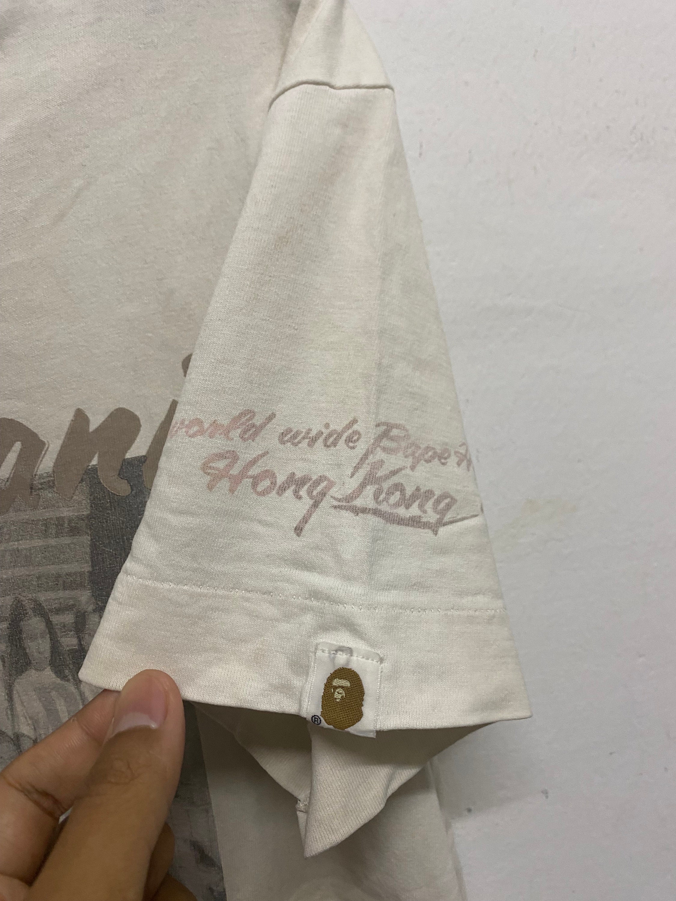 Vintage Bathing Ape Exhibition Distressed Faded Worn Tee/ Vintage Art T ...