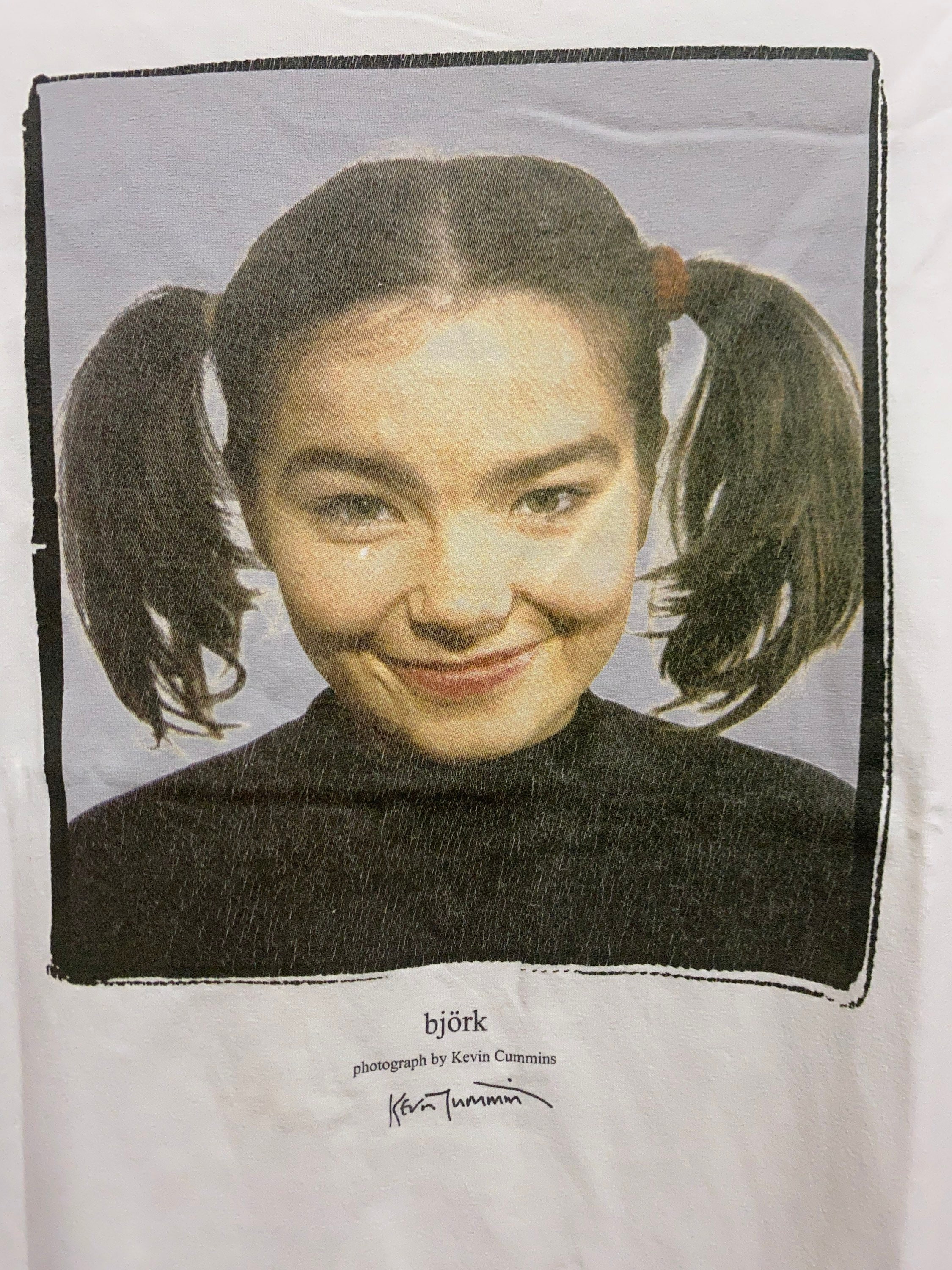Bjork Photo Tee by Kevin Cummins - Etsy