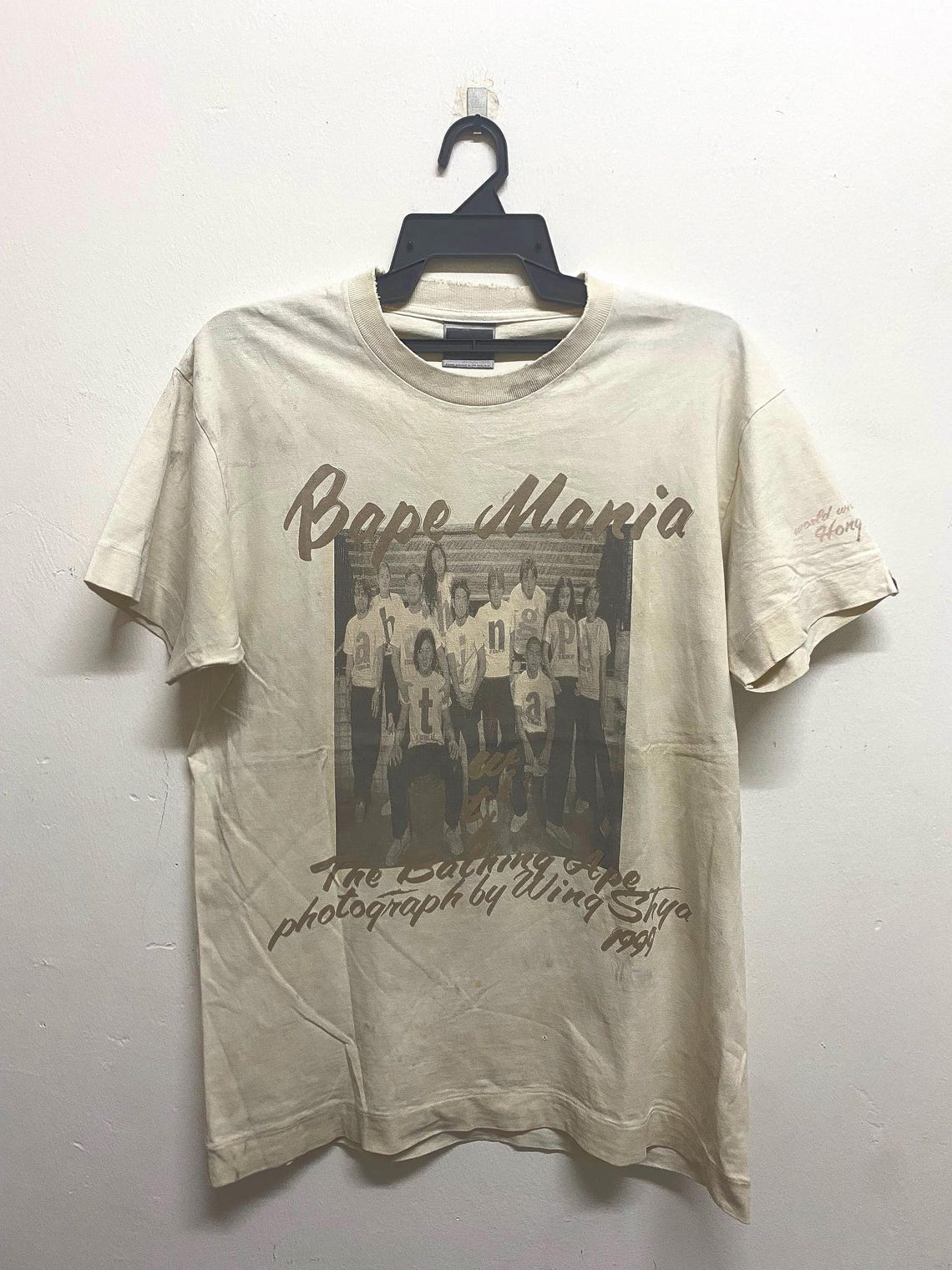 Vintage Bathing Ape Exhibition Distressed Faded Worn Tee/ Vintage Art T ...