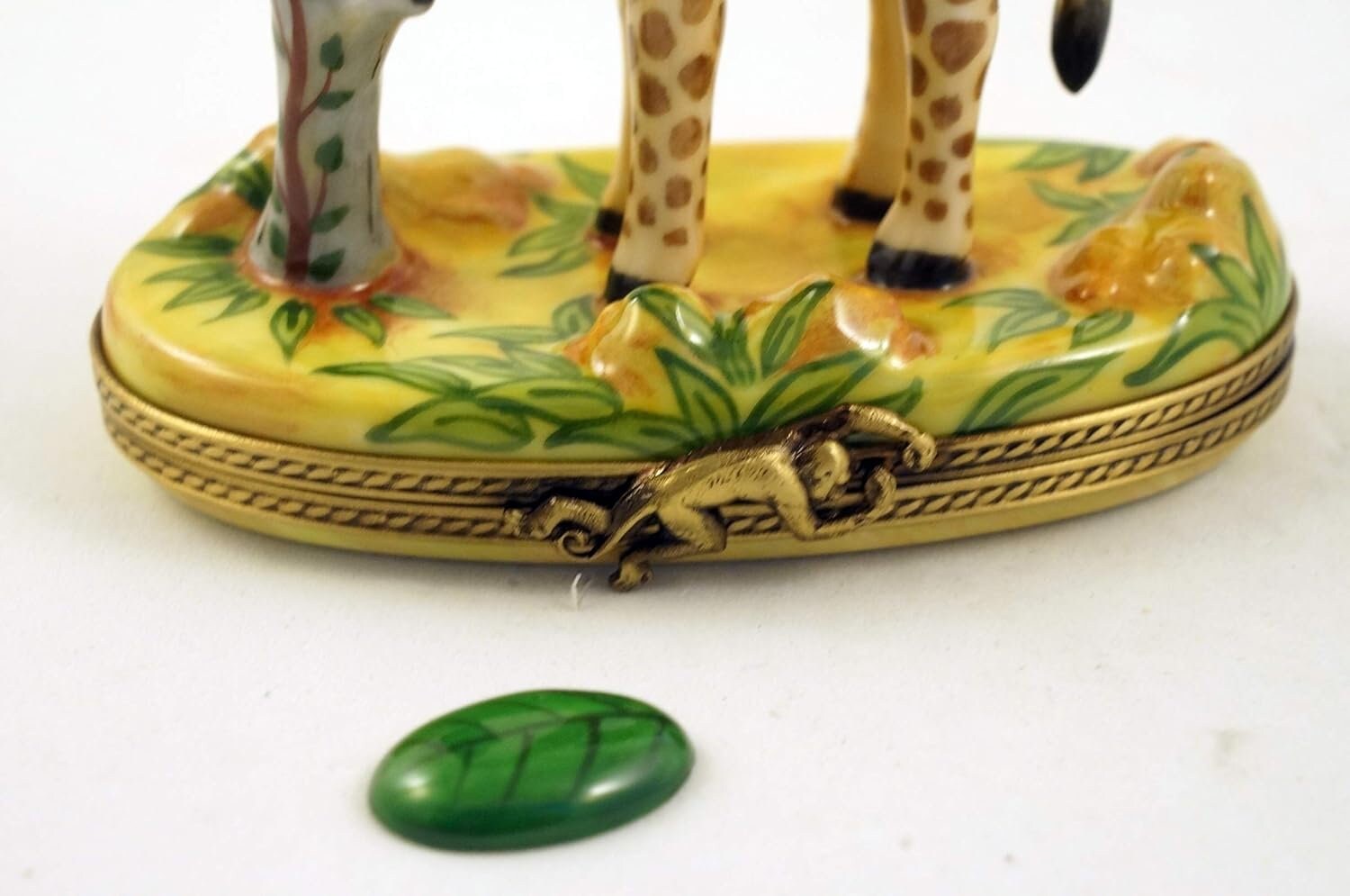 French Limoges Trinket Box Amazing Giraffe Animal in African Grassland ...