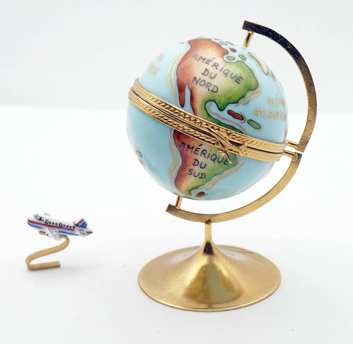 Amazing Globe With Detailed World Map and a Miniature Removable ...