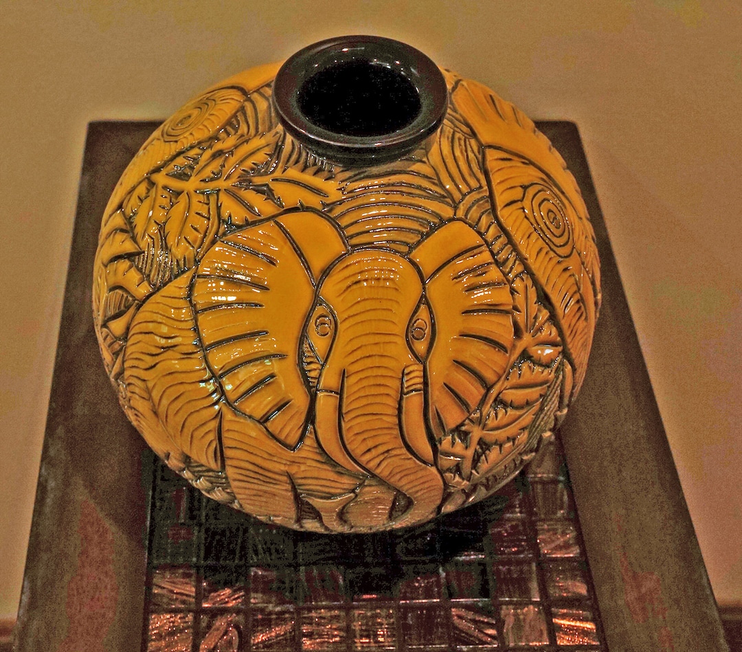 De Rosa Rinconada Limited Edition Hand Made and Hand Painted Elephant ...