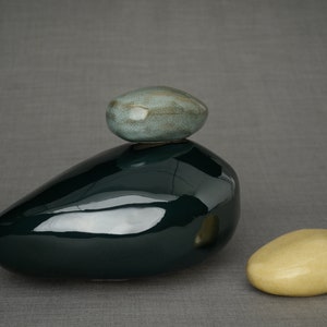 Memorial Keepsake Urn for Ashes Stone - Small Urn | Light Sand ...