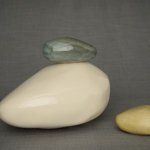 Memorial Keepsake Urn for Ashes Stone - Small Urn | Light Sand ...