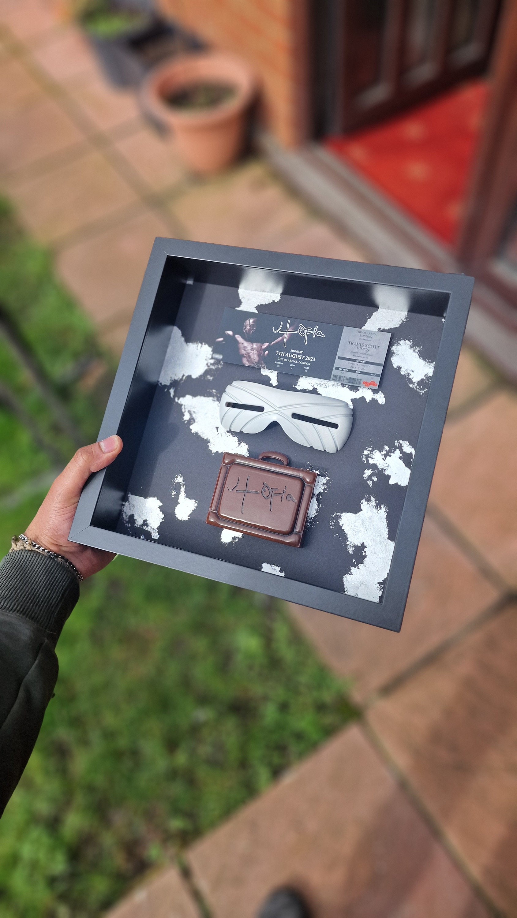 Travis Scott Utopia Tour - Glasses & Brief Case Display, Ticket and ...