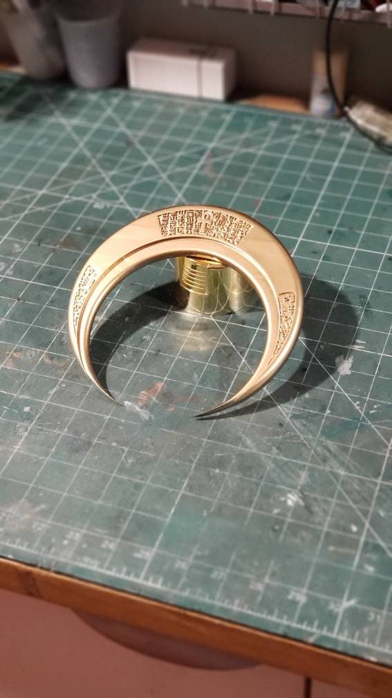 Moonknight Crescent Darts Moon Weapon Prop - 3D Printed Resin - Disney ...