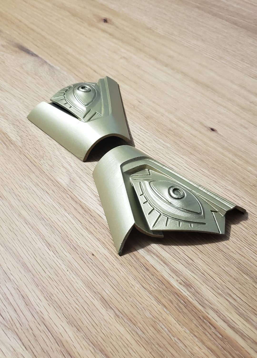 Mysterio Cape Clasps - 3D Printed - Spiderman Far From Home - Prop ...