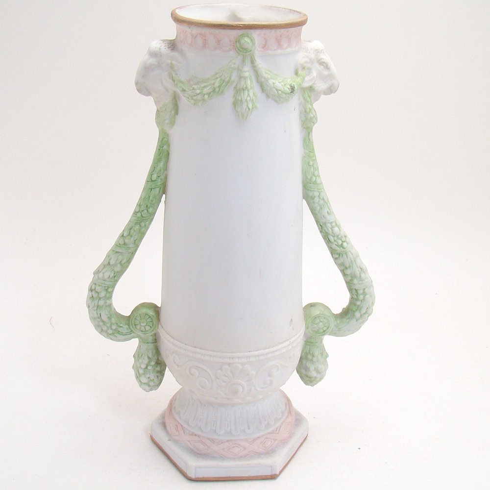 Jasperware Cameo Vase With Goat Heads - Etsy