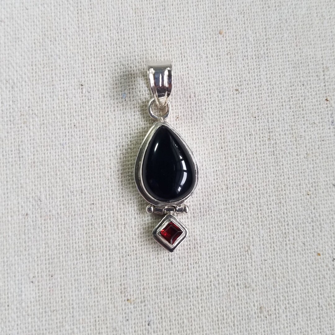 Handcrafted Bali Indonesian Genuine Gemstone Style Pendants - Etsy