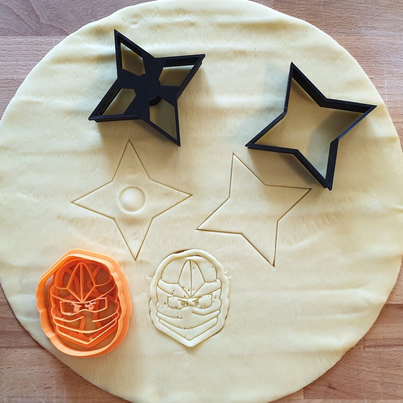 Set of 3 Ninja Cookie Cutter 2 Ninja Stars and a Ninja Face - Etsy