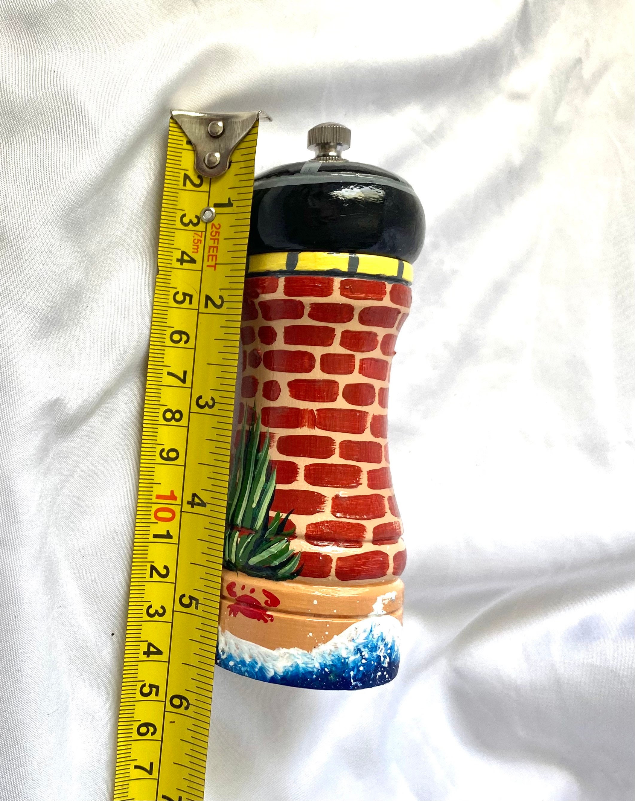 Currituck and Cape Hatteras Lighthouse Salt & Pepper Grinders Set - Etsy