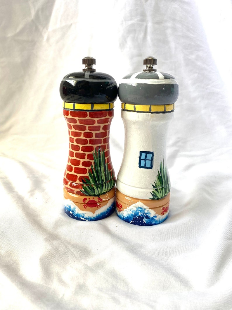 Currituck and Ocracoke Lighthouse Salt & Pepper Grinders Set - Etsy