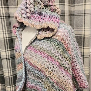 Crochet PATTERN: Novella Shawl / Hooded Faux Fur Trim Shawl / Easy ...