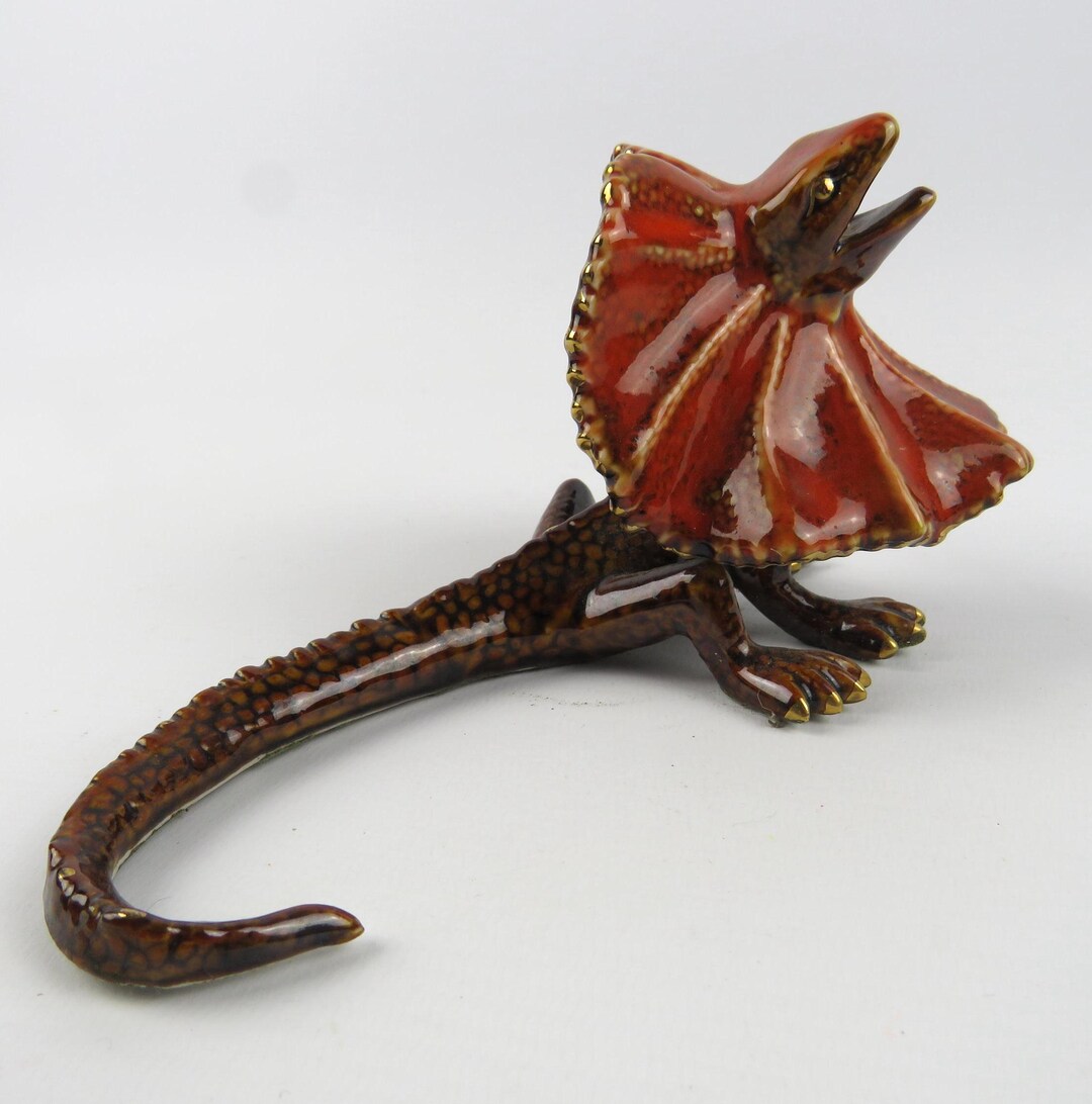 Frill Necked Lizard Pottery, Frilled Lizard Figurine, Collectible ...