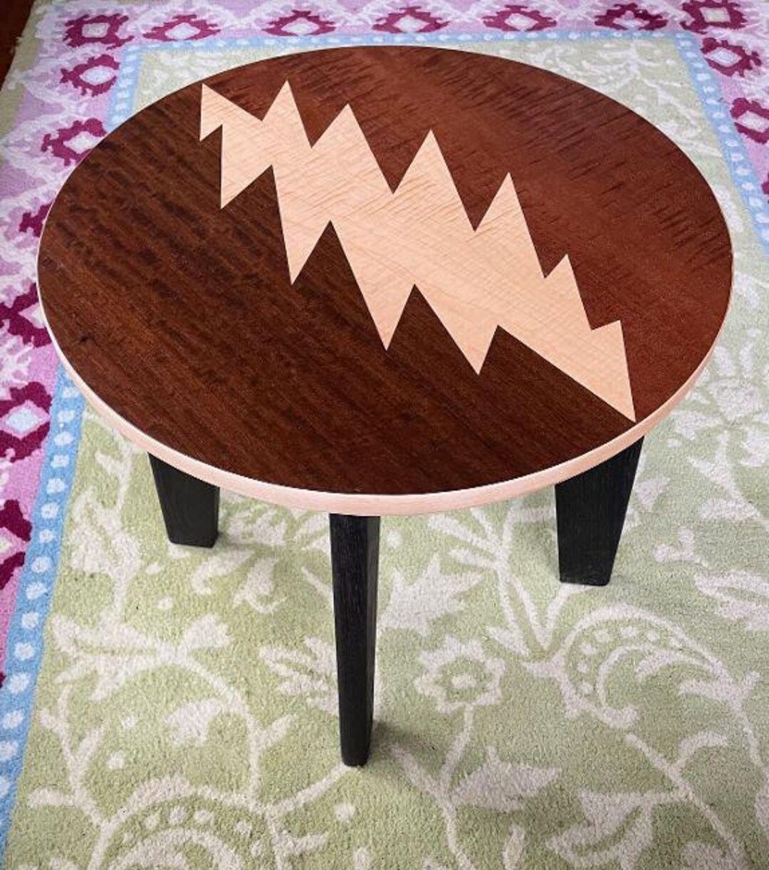 20" Circular Table With Mid Modern Design - Etsy