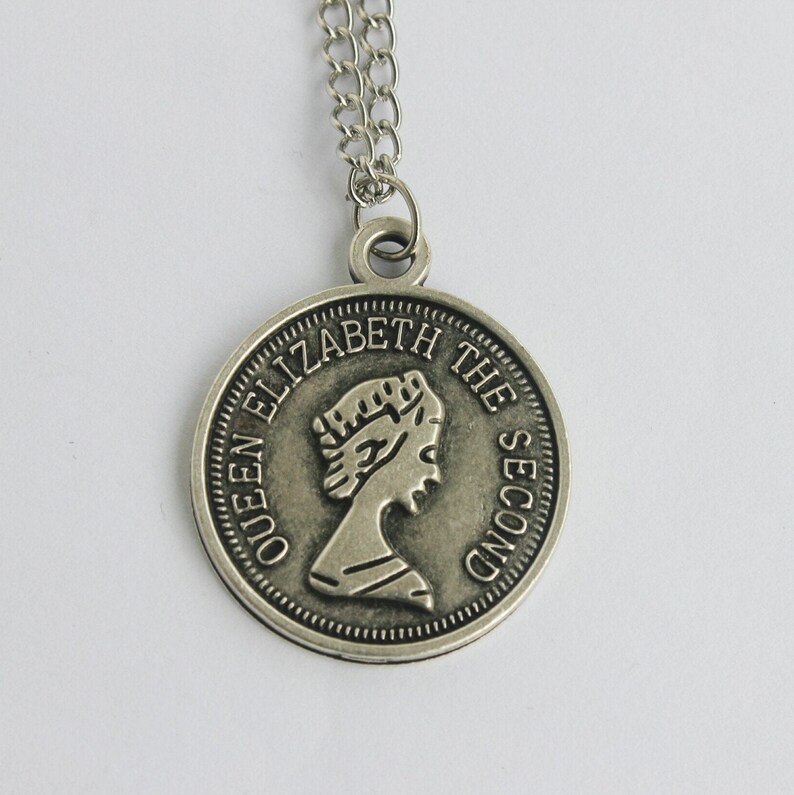 Queen Elizabeth Medallion Elizabeth II Australia 1981 Ancient Medallion ...