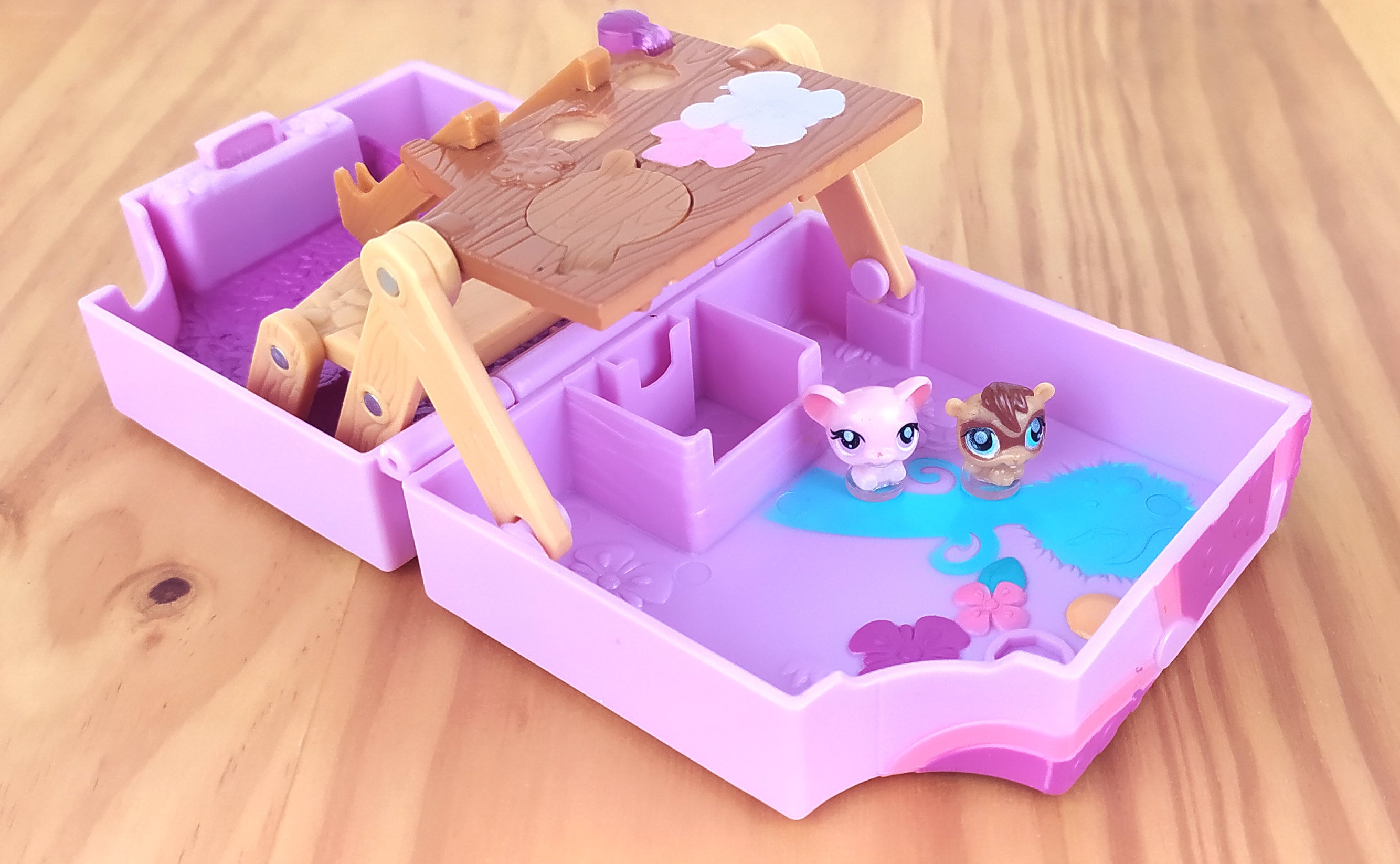 LPS Compact / Teensies Tiny Pets / Portable Playset / | Etsy