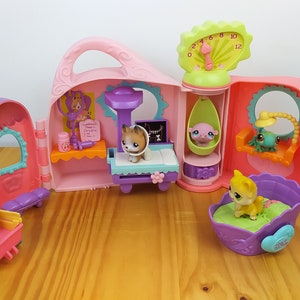 LPS Veterinary 'get Better Centre' Playset / German Shepherd Dog ...