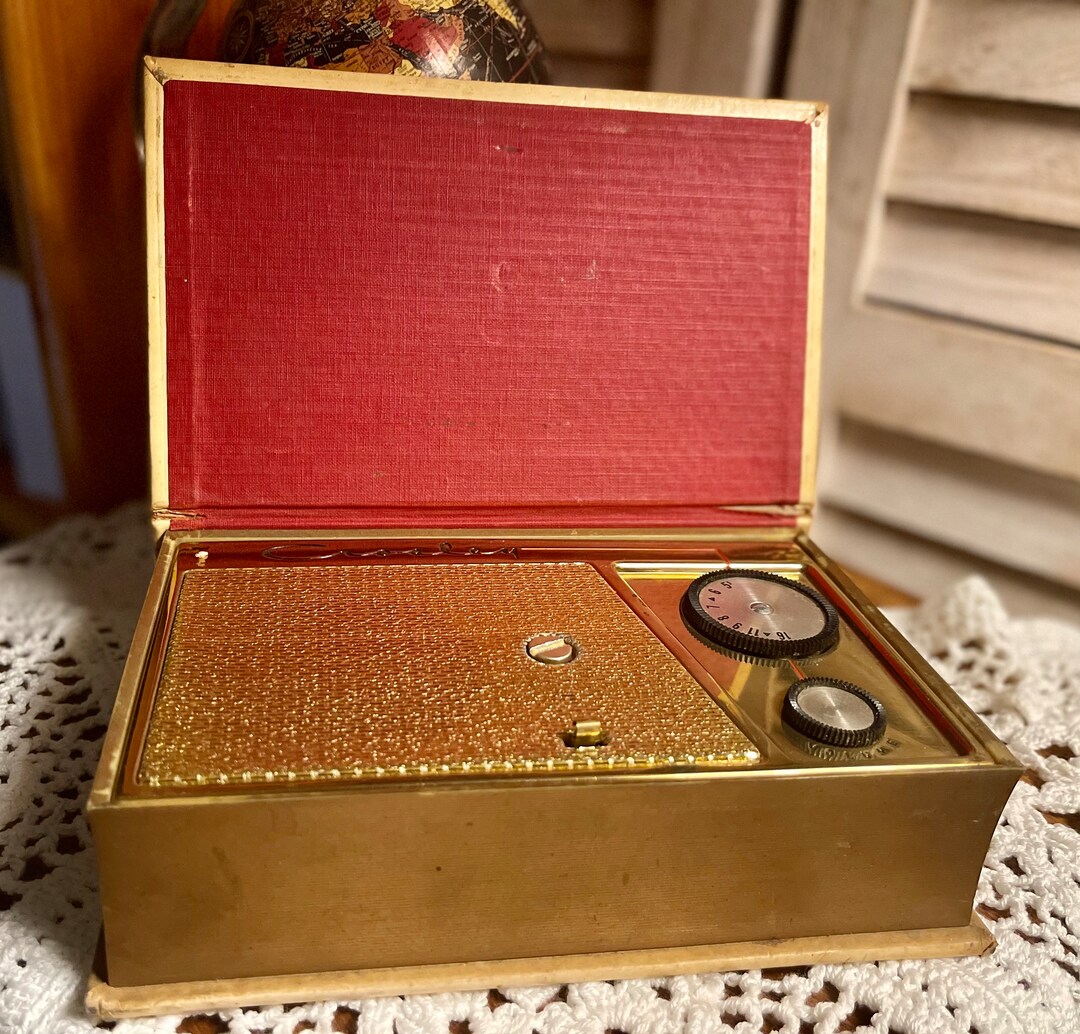 Crosley Book Radio, Treasure Island Transistor 1950s Leather Bound ...