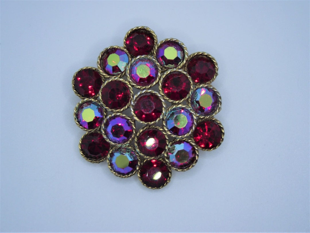 Vintage 1960's Ruby Red Brooch - Etsy
