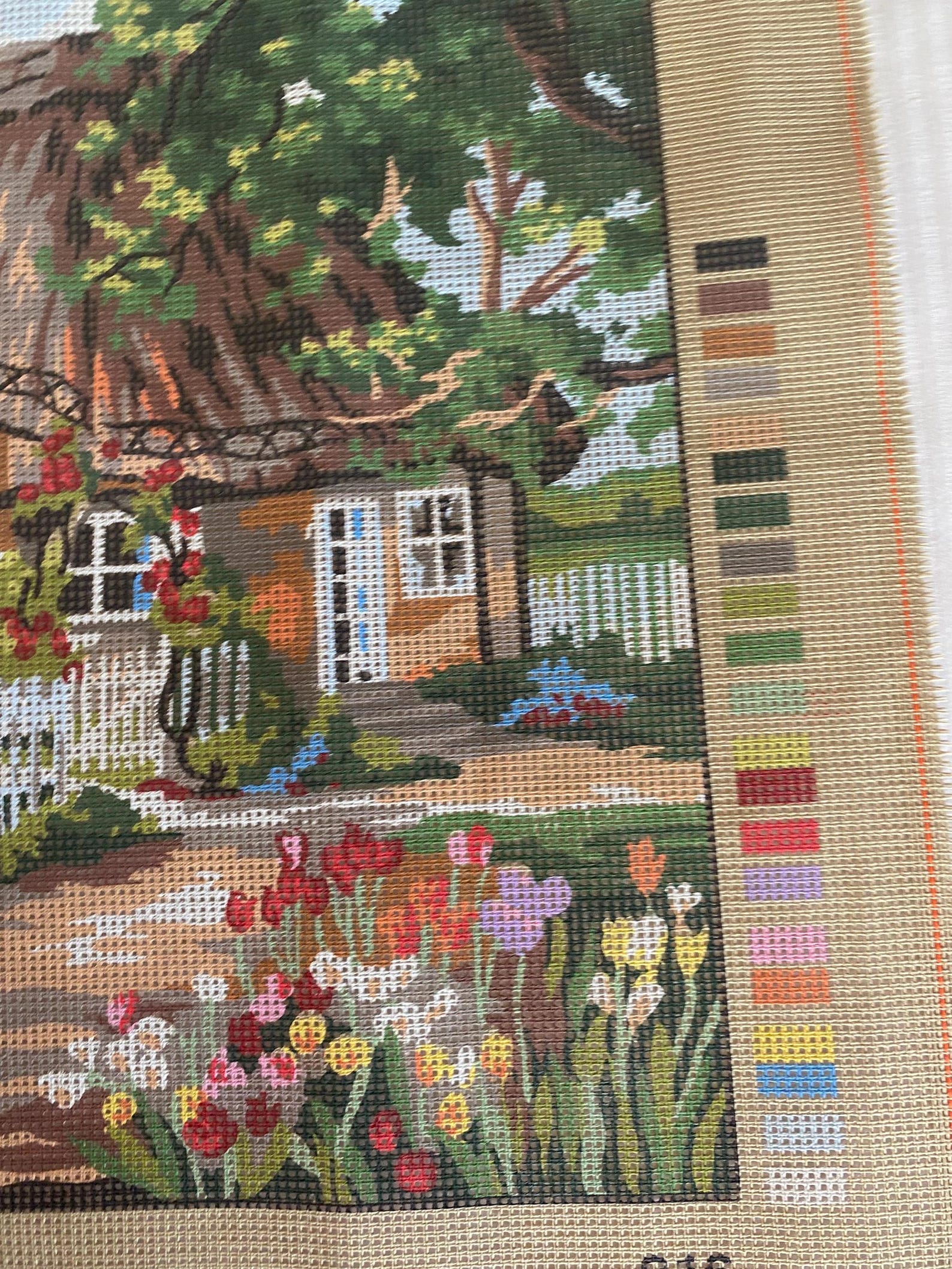 Vintage Tulip Time Printed Gobelin Canvas for Tapestry Embroidery ...