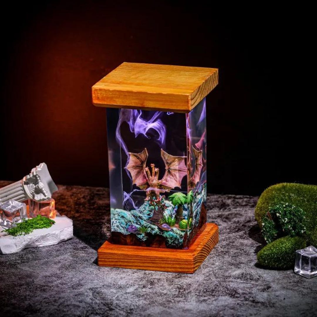 Thr.ee Hea.ded Mon.ster King Ghi.dor.ah Epoxy Resin Wood Lamp Night ...