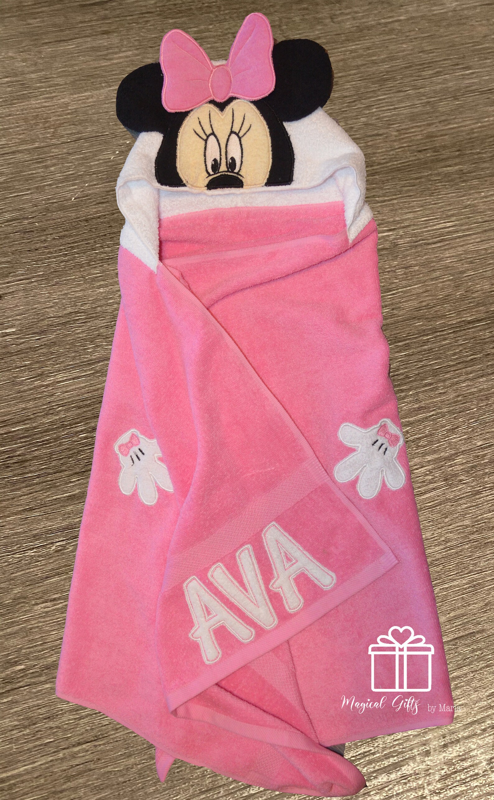 Minnie Mouse Hooded Towel, 3D Minnie Mouse, Embroidered Hooded Towel ...