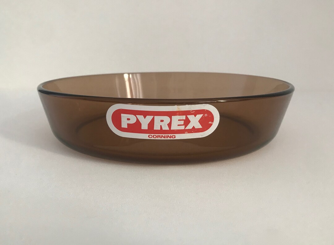 Vintage (1980s) Pyrex Cake / Pie / Baking Dish, Corning, Round, 25 Cm ...