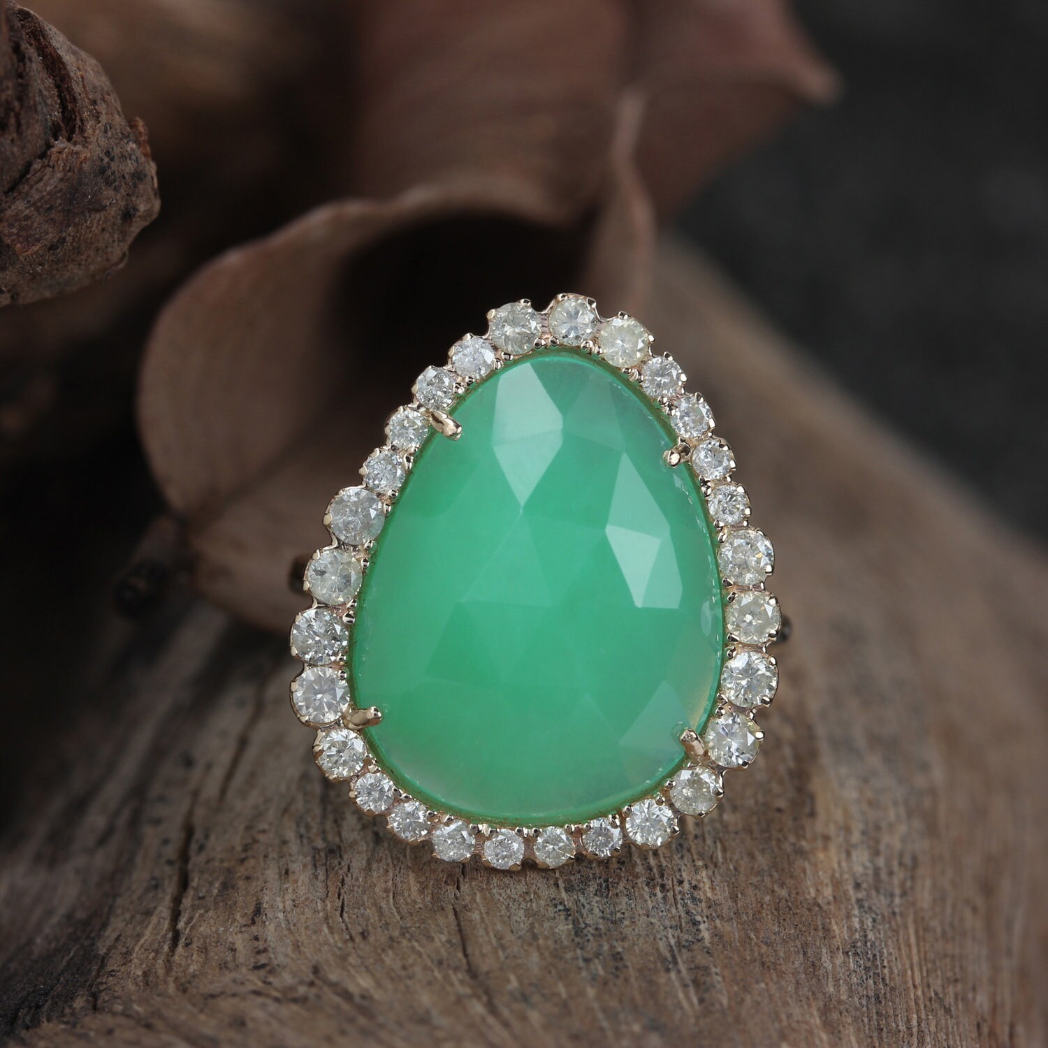 Natural 6.92 Ct Chrysoprase Triangle Shape Gemstone Cocktail - Etsy