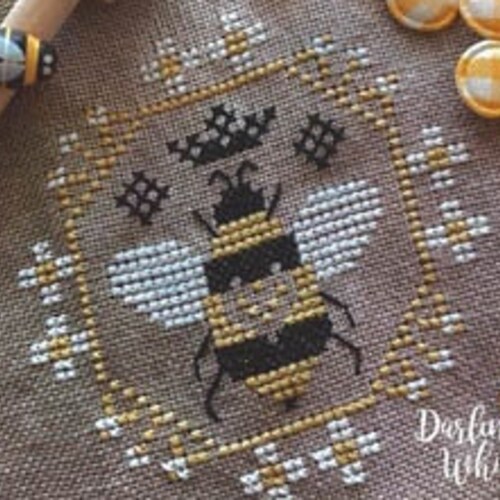 Darling & Whimsy Designs Quirky QUAKER QUEEN BEE Cross Stitch - Etsy