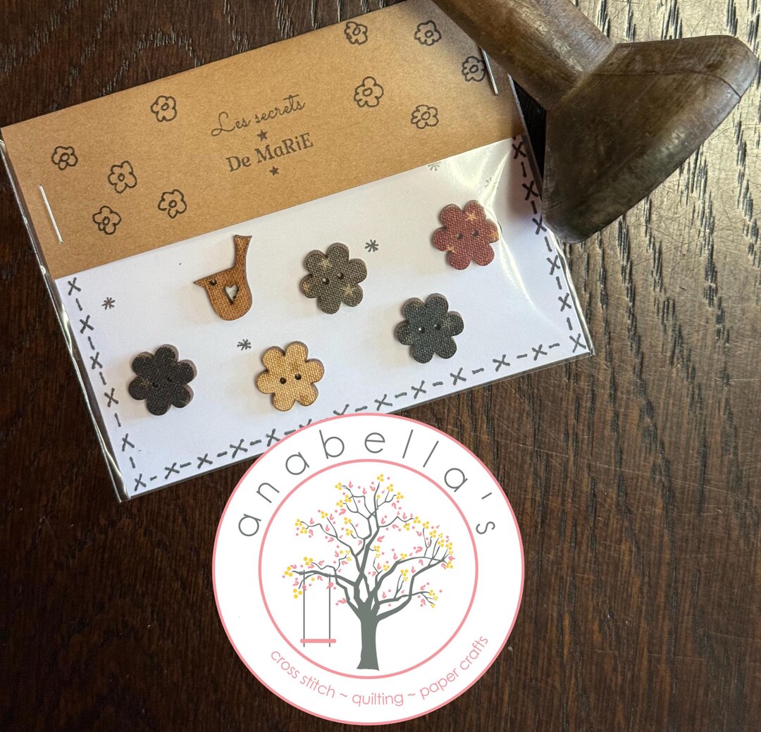 Primitive Flowers With Bird Buttons ~ Flowers With Bird Wood Buttons ...