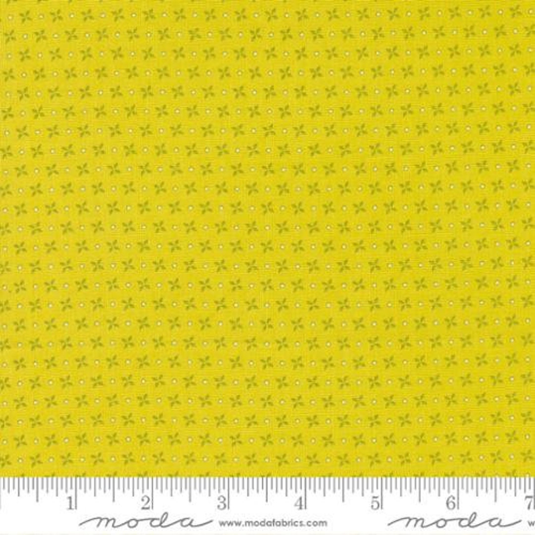 Strawberry Lemonade Pinwheel Blenders Yellow Fabric by the Yard and ...