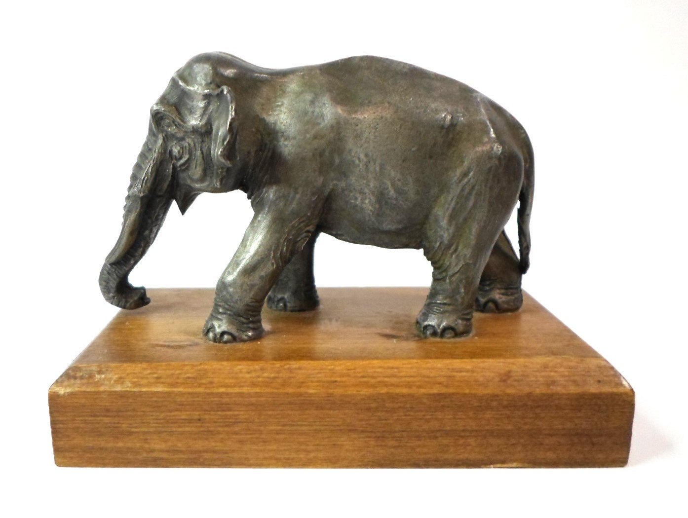 Vintage TOWLE PEWTER ELEPHANT Figurine Wooden Base Nice Detail 4.25 ...
