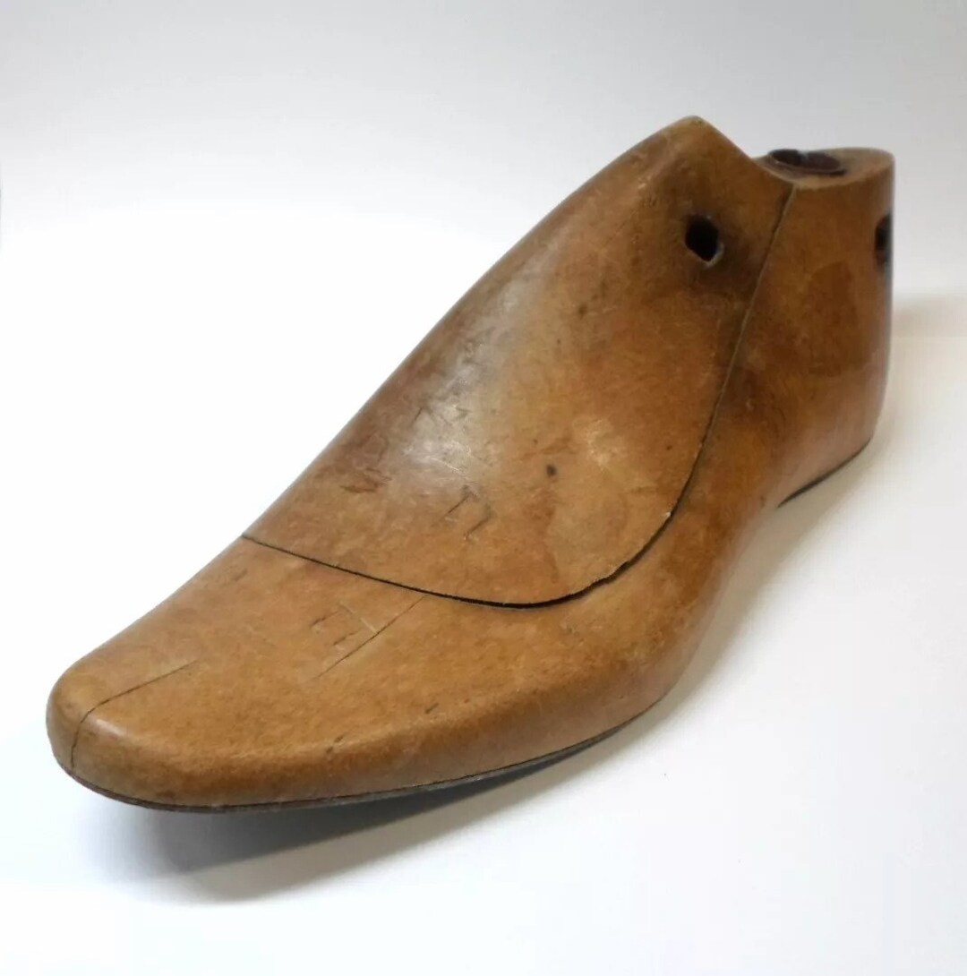 ANTIQUE SHOE LAST Wood & Metal Cobblers Tool for Making Shoes Impressed ...