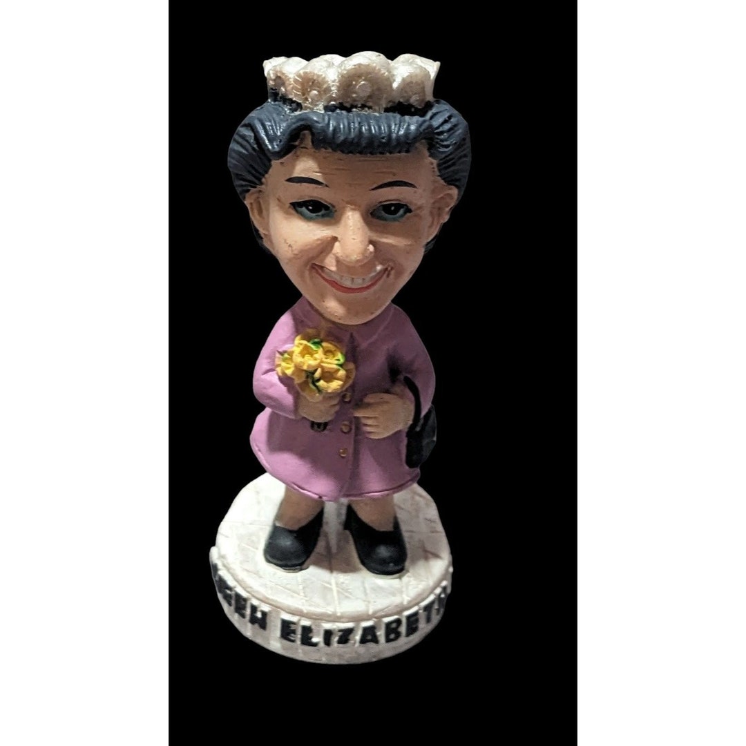Queen Elizabeth II Mini Figure - Etsy