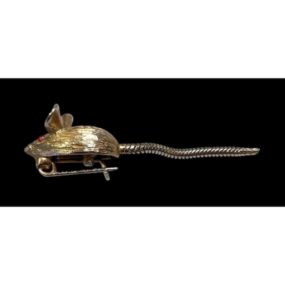 Vintage Gold Tone Mouse Pin With Articulated Tail - Gem
