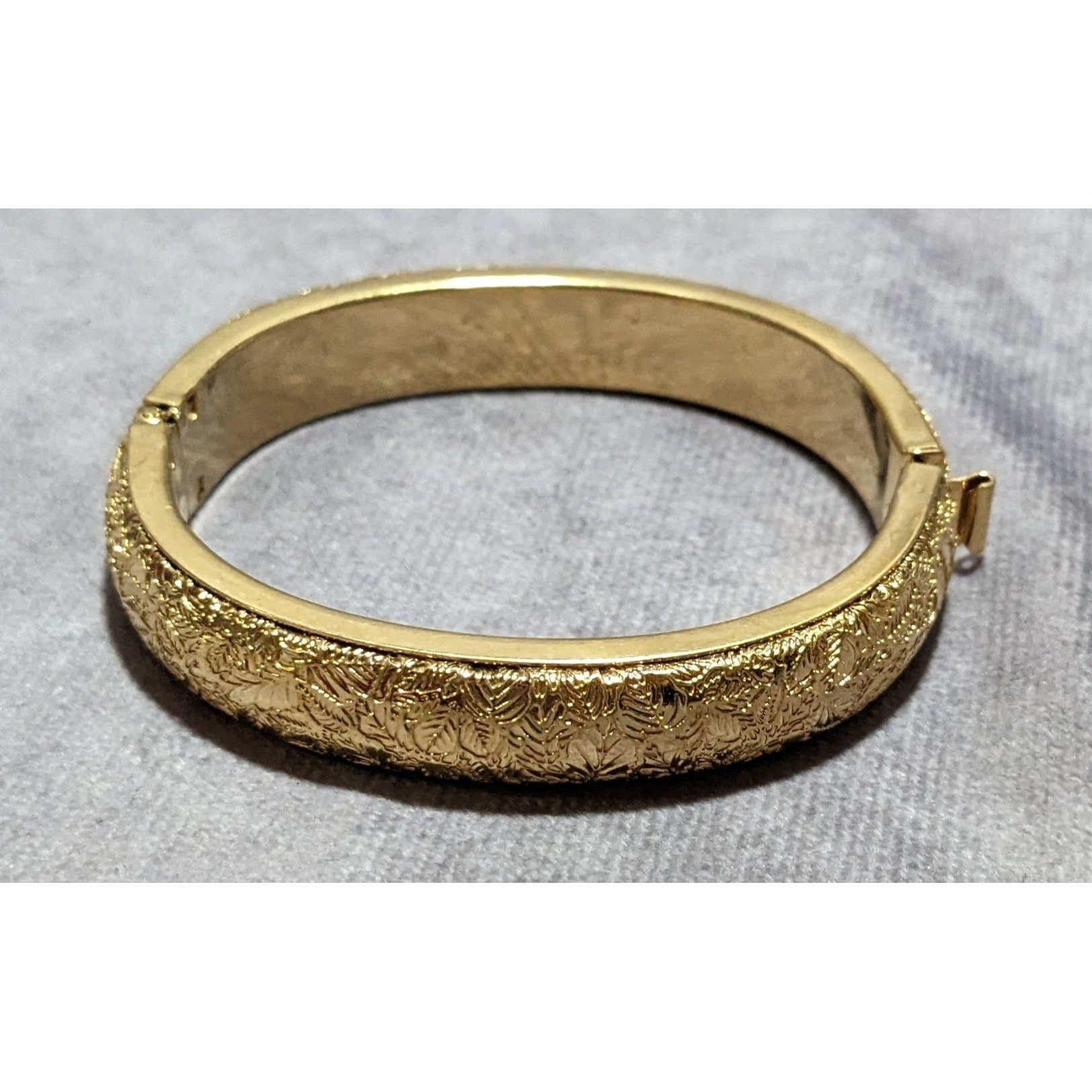 Vintage Monet Puffed Gold Leaf Bracelet - Etsy