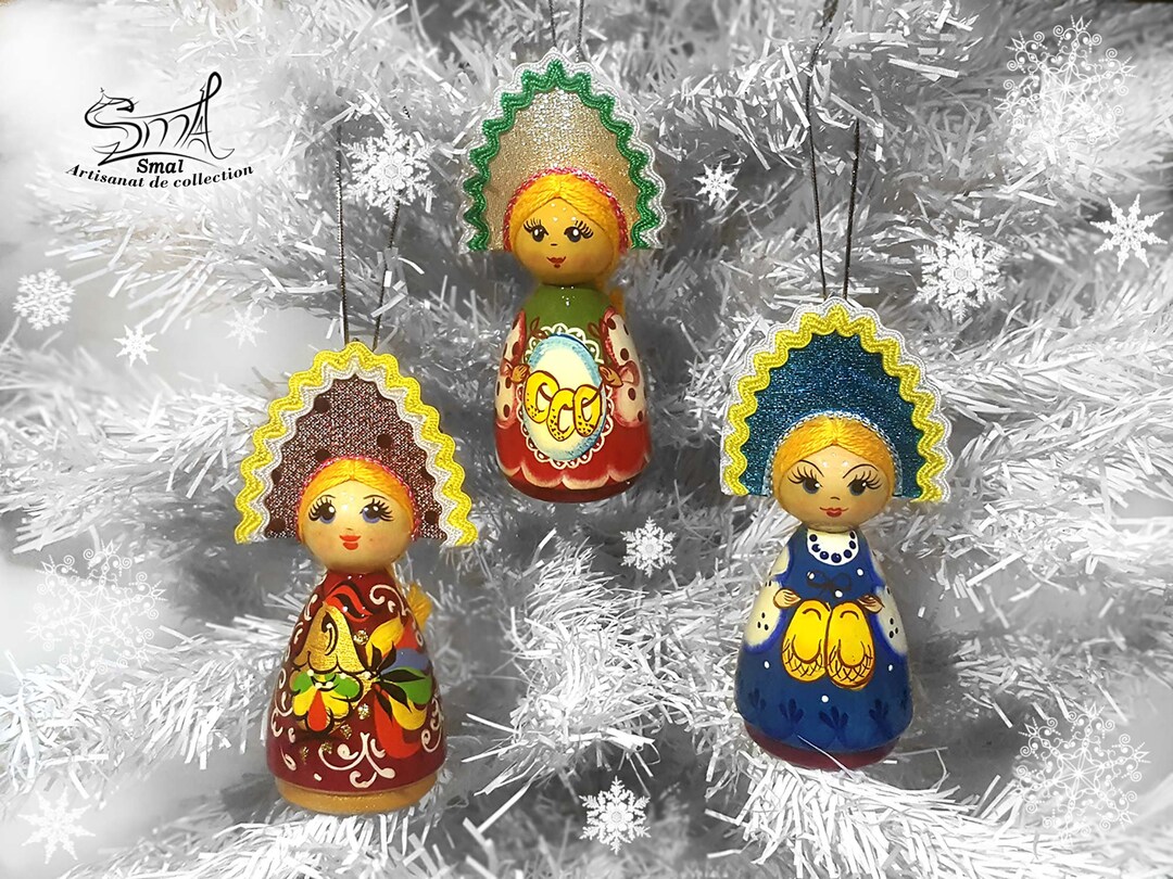 Decoration Christmas Tree ornament russian doll. Décorations Boules ...