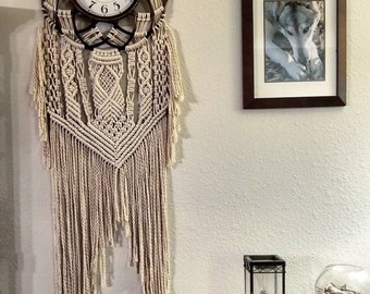 Macrame clock | Etsy