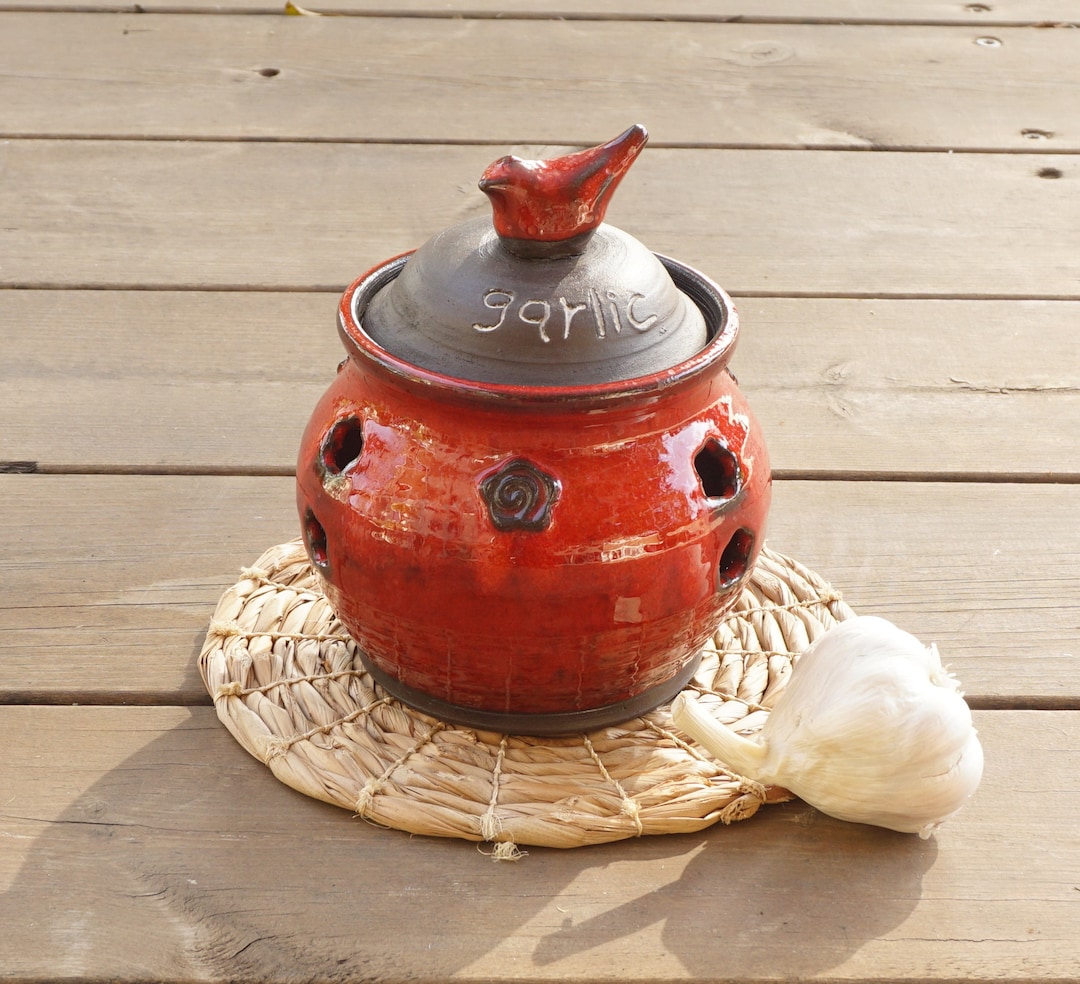 Ceramic Garlic Container, Pottery Hand Made Garlic Storage, Red Garlic ...